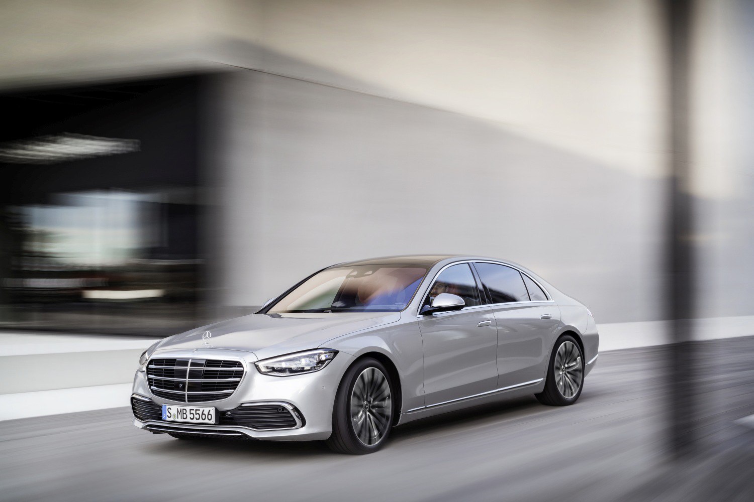 Mercedes-Benz S-class technical specifications and fuel economy
